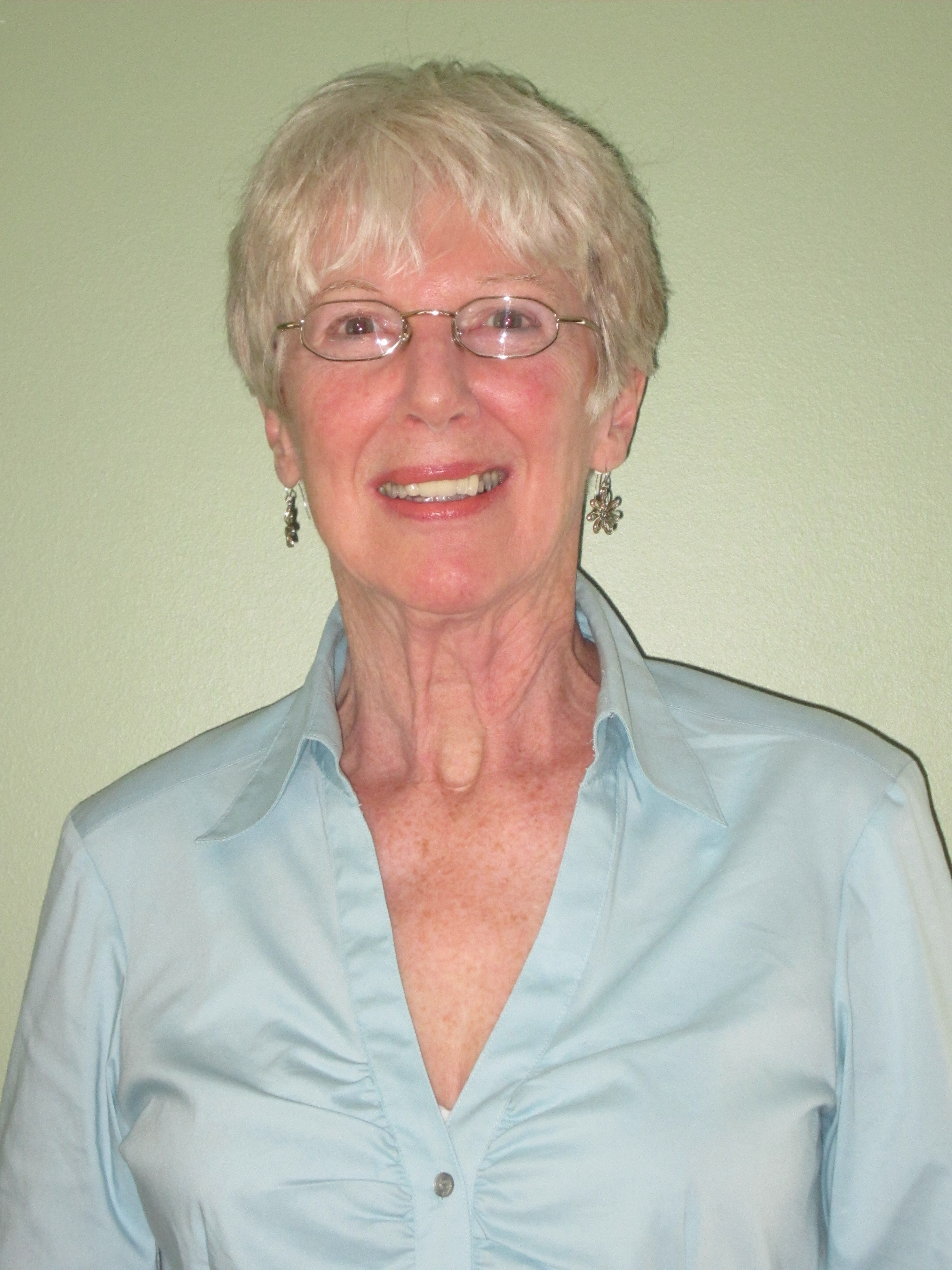 This autobiography was written by Emily Kierstead, December 7, 2007 ...